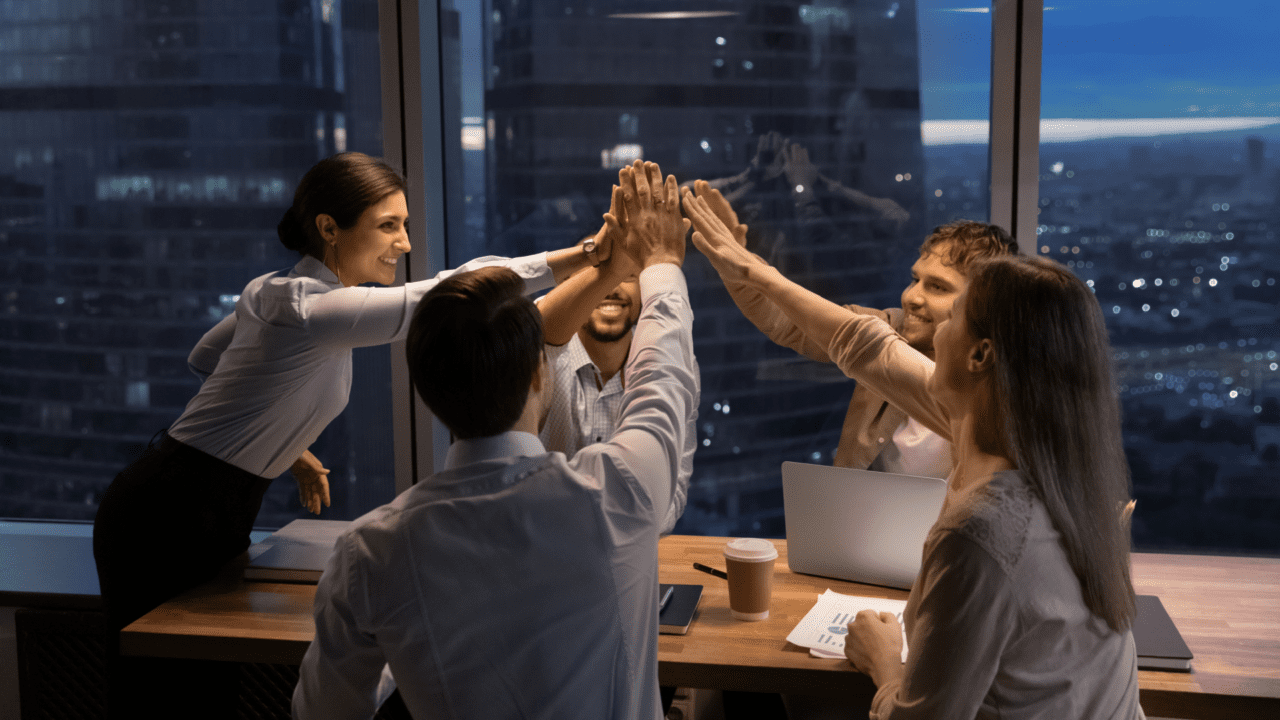 What is a Pooled Commission Structure and How to Implement One